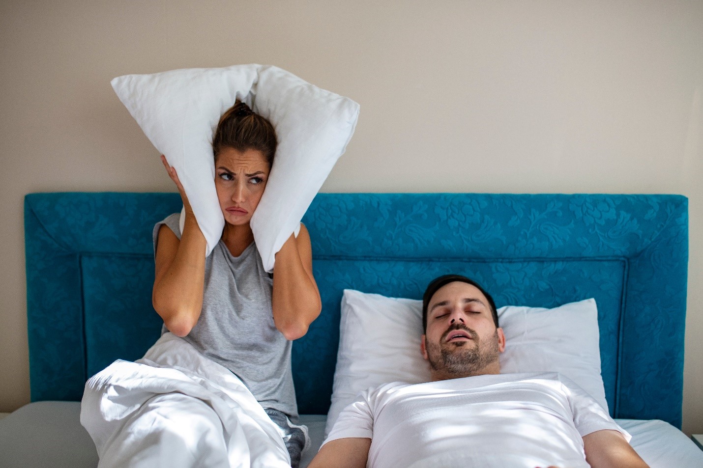 6 Tips to Help You Stop Snoring : Florida Dental Sleep Disorders